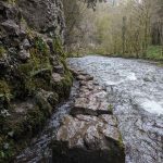 An exhilarating walk to Alport Castles, Derbyshire - Chimptrips
